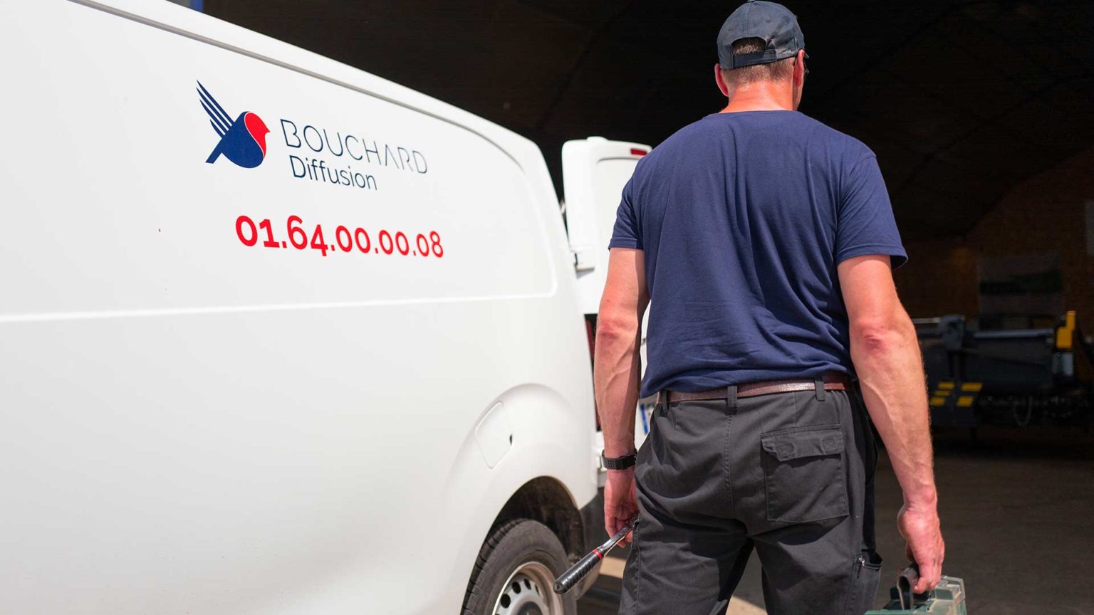 Assistance technique récolte mécanique agricole - Bouchard Diffusion